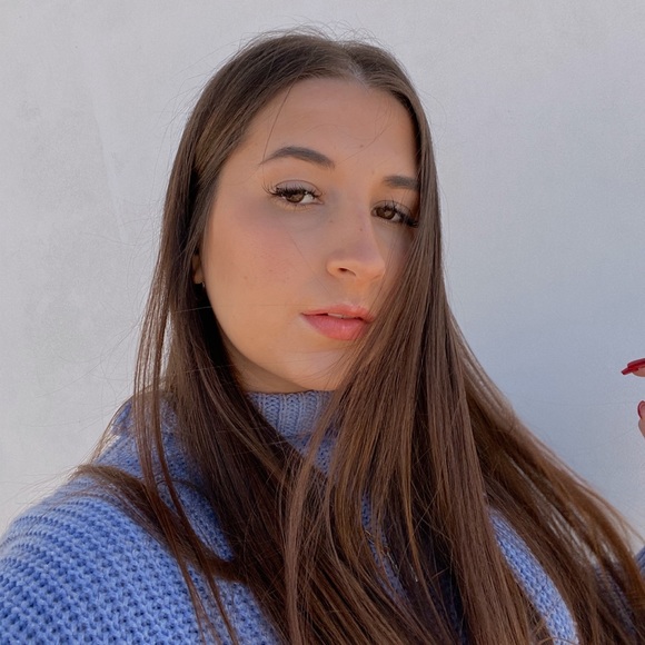 Macey's Closet (@maceygalat) | Poshmark